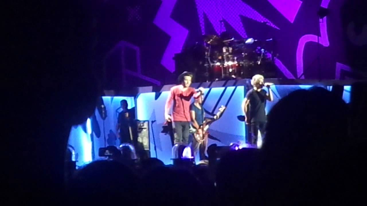 18 - One Direction (On The Road Again Tour, Montreal - Sept. 5th 2015 ...