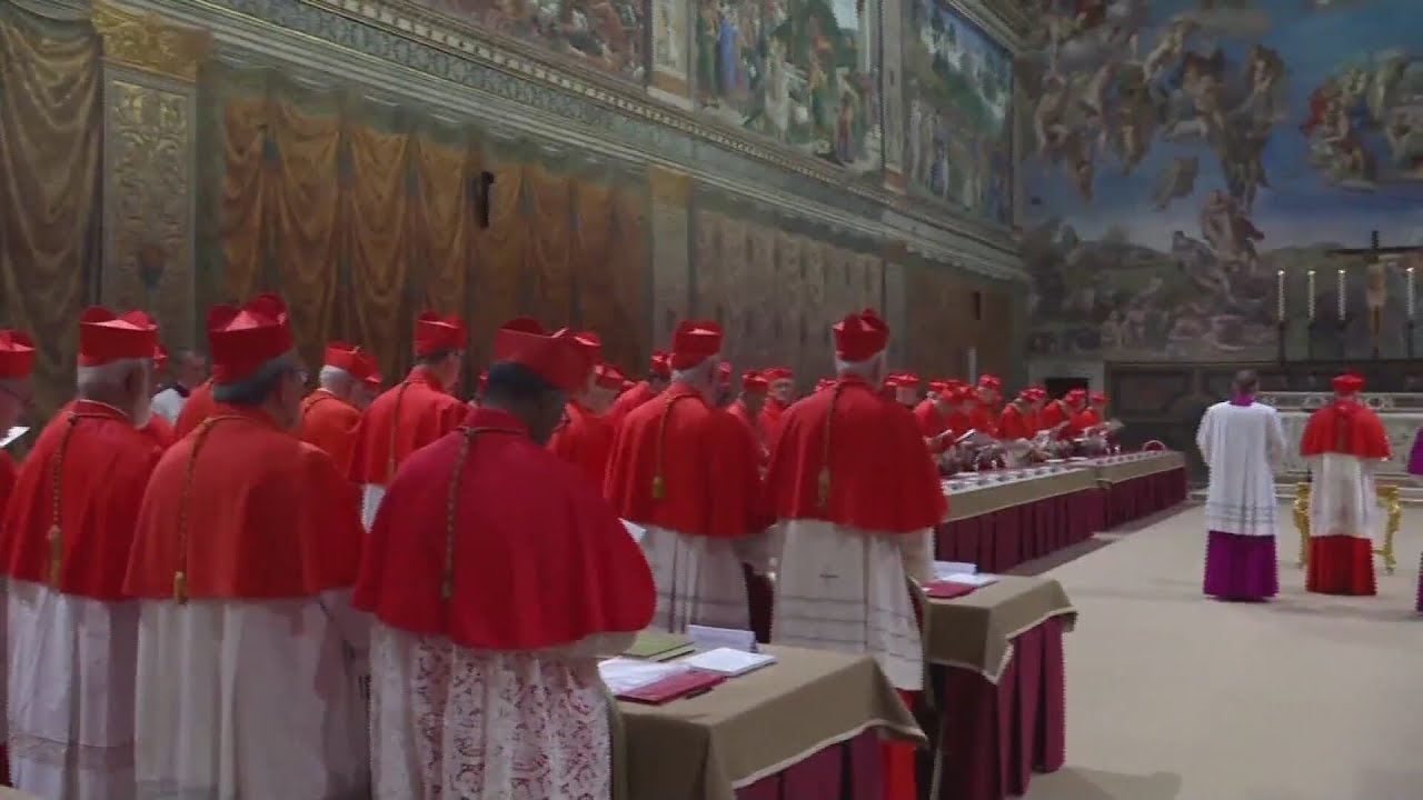 Cardinals vote in the Vatican for a second day to elect a new pope ...