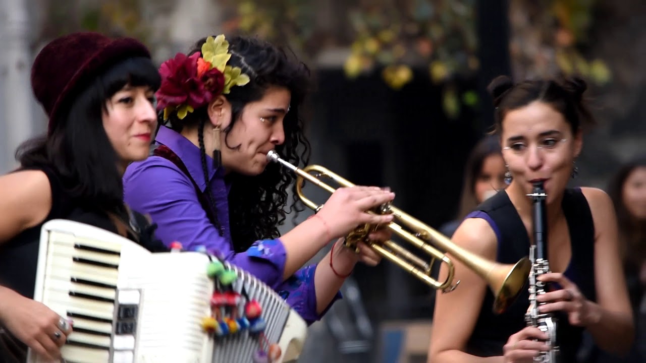 Bandita La Inquieta - Presentación - YouTube