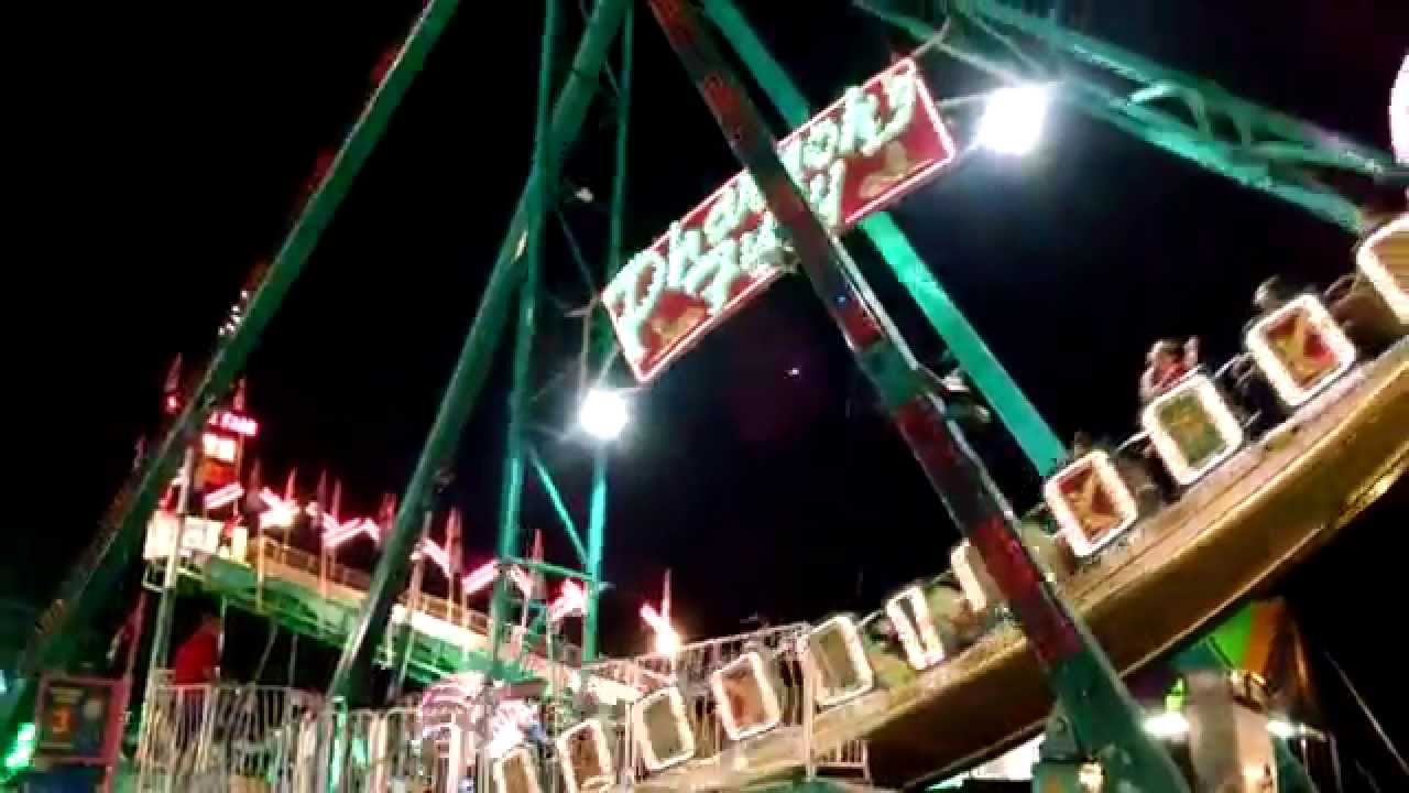 "Pharaohs Fury" carnival ride @ night - YouTube