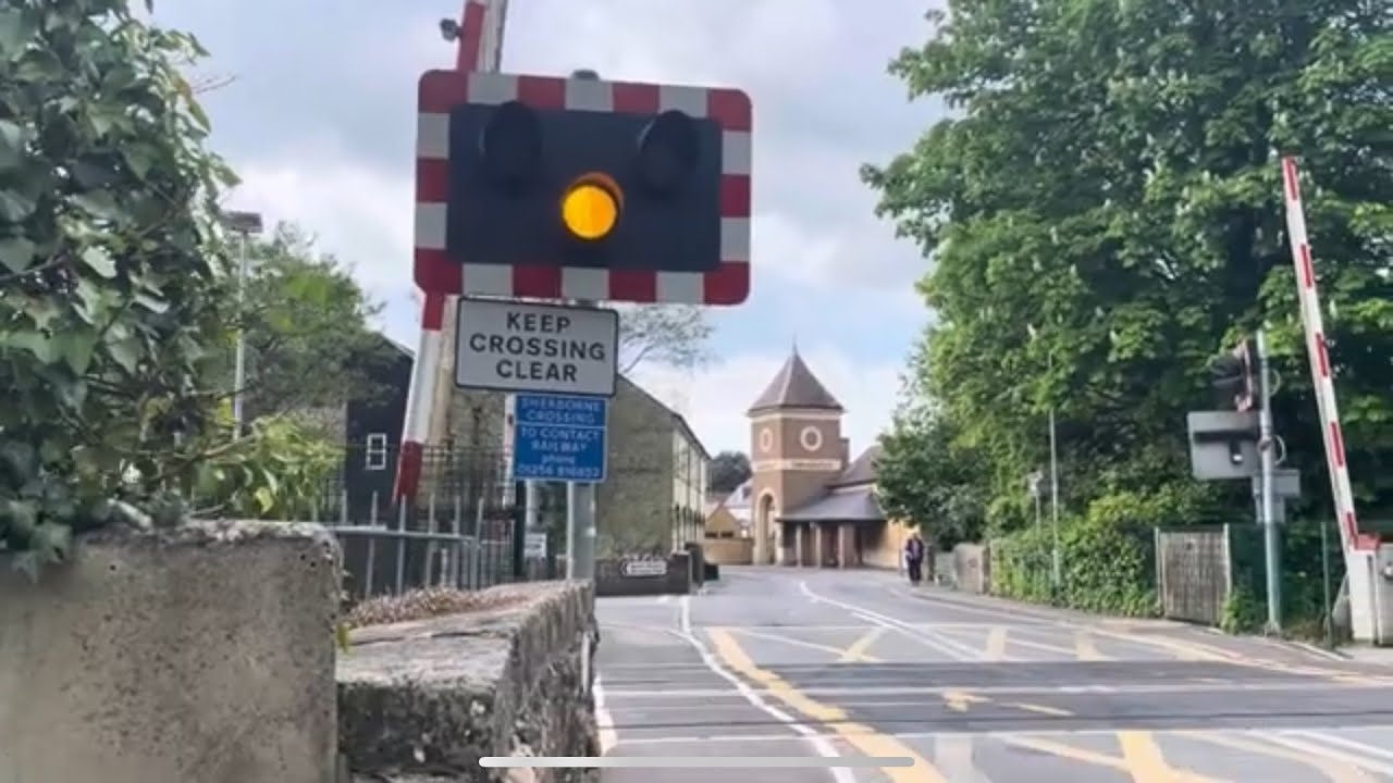 (Faulty Night mode alarms) Sherborne level crossing, Dorset - YouTube