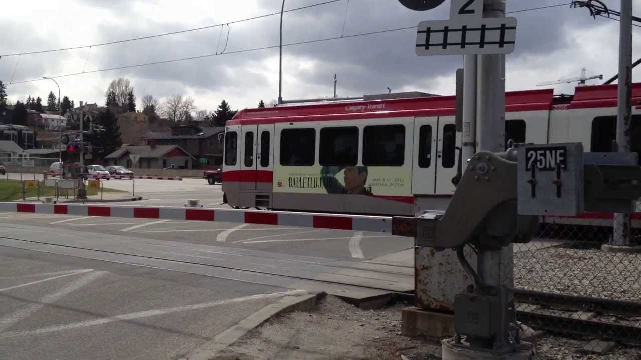 Calgary Transit: C-Train Track Crossing at Erlton-Stampede station ...