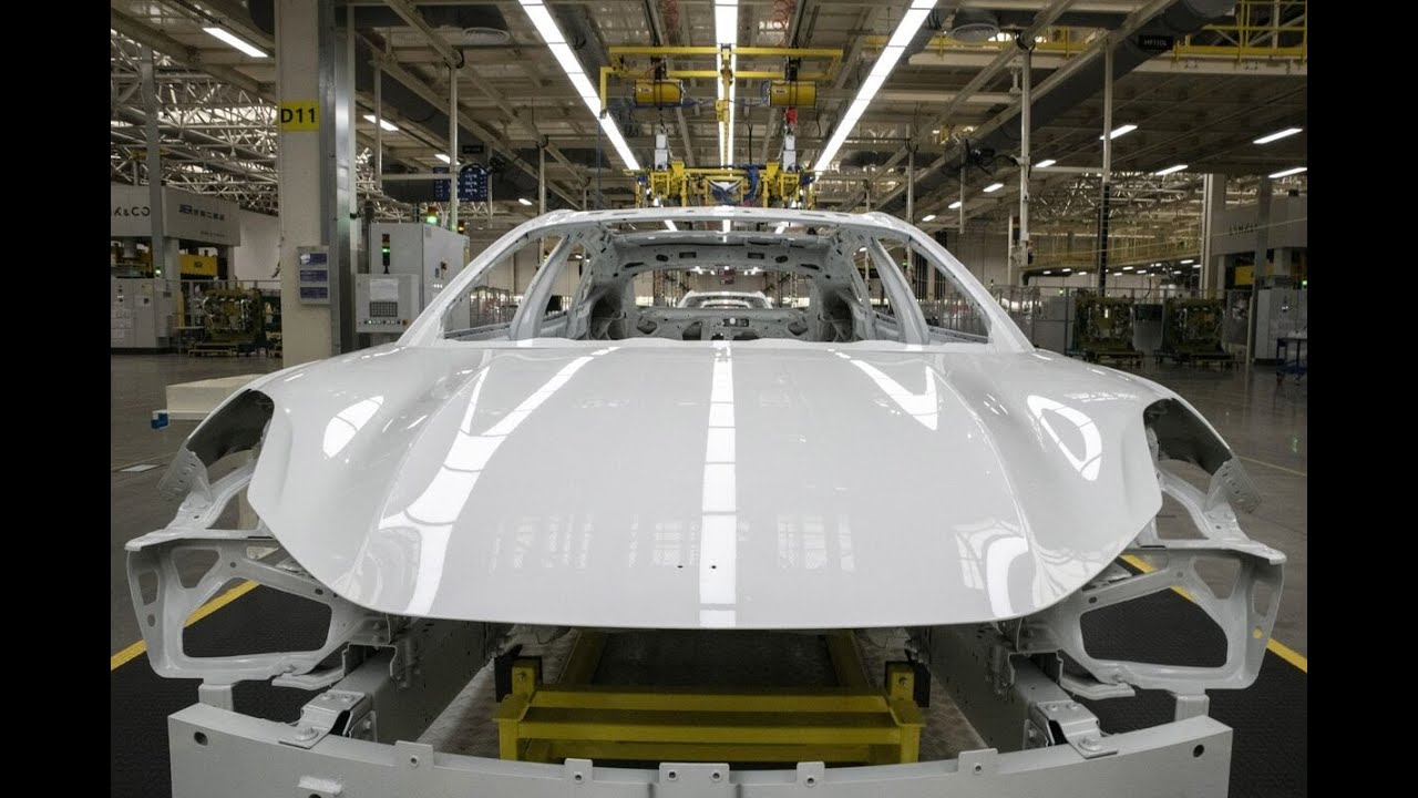 Aston Martin High-Performance EVs To Use Lucid Powertrain - YouTube