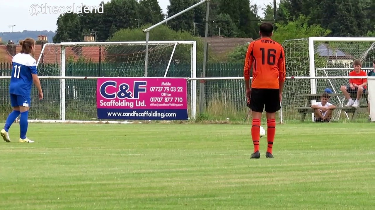 FC Broxbourne Borough v London Tigers - YouTube