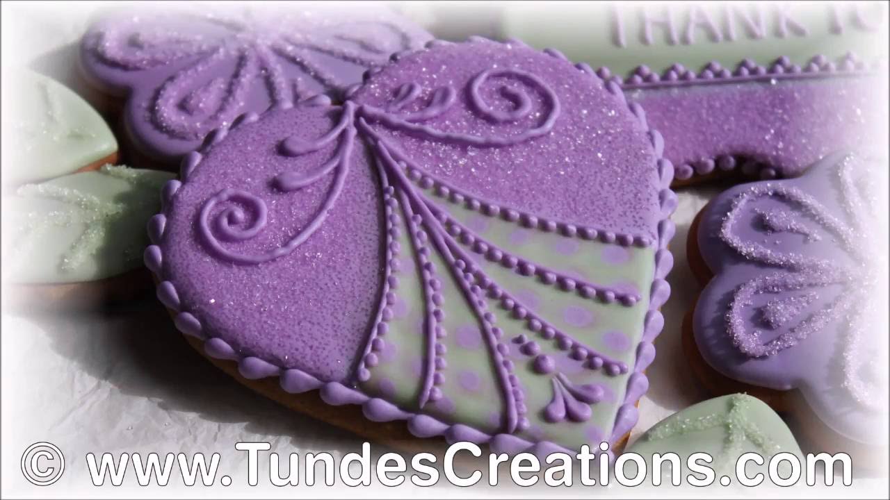 Purple heart cookie with TruColor natural food coloring - YouTube