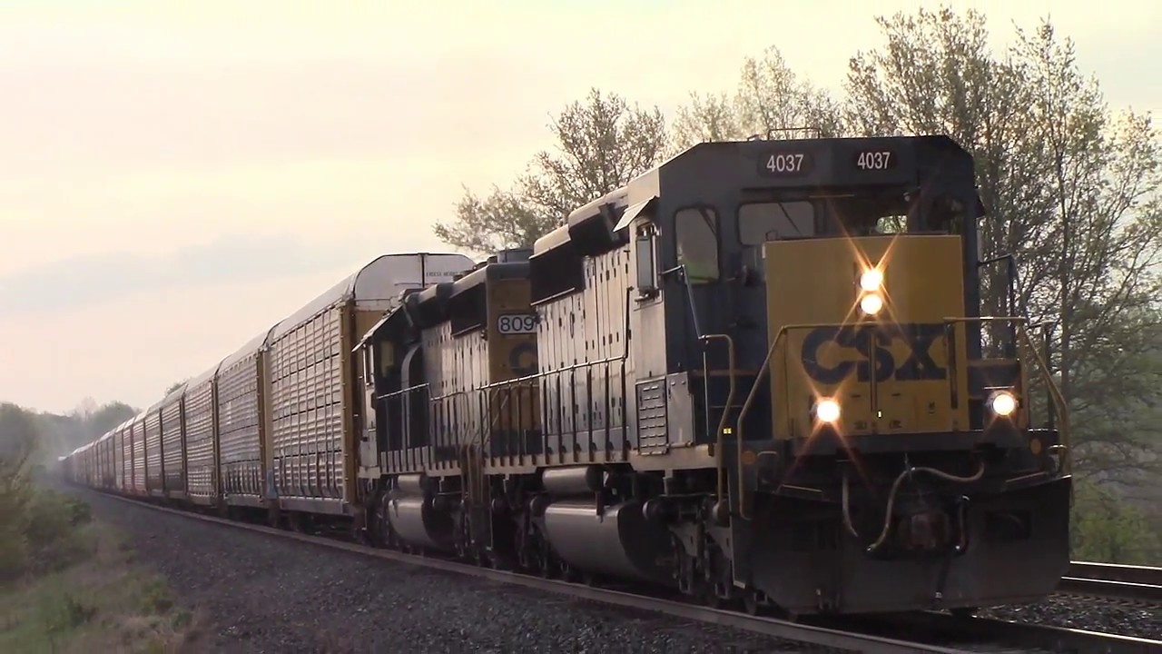 5/5/18 - CSXT SD40s 4037 and 8094 lead CSX Q206 at Vandalia, IL - YouTube