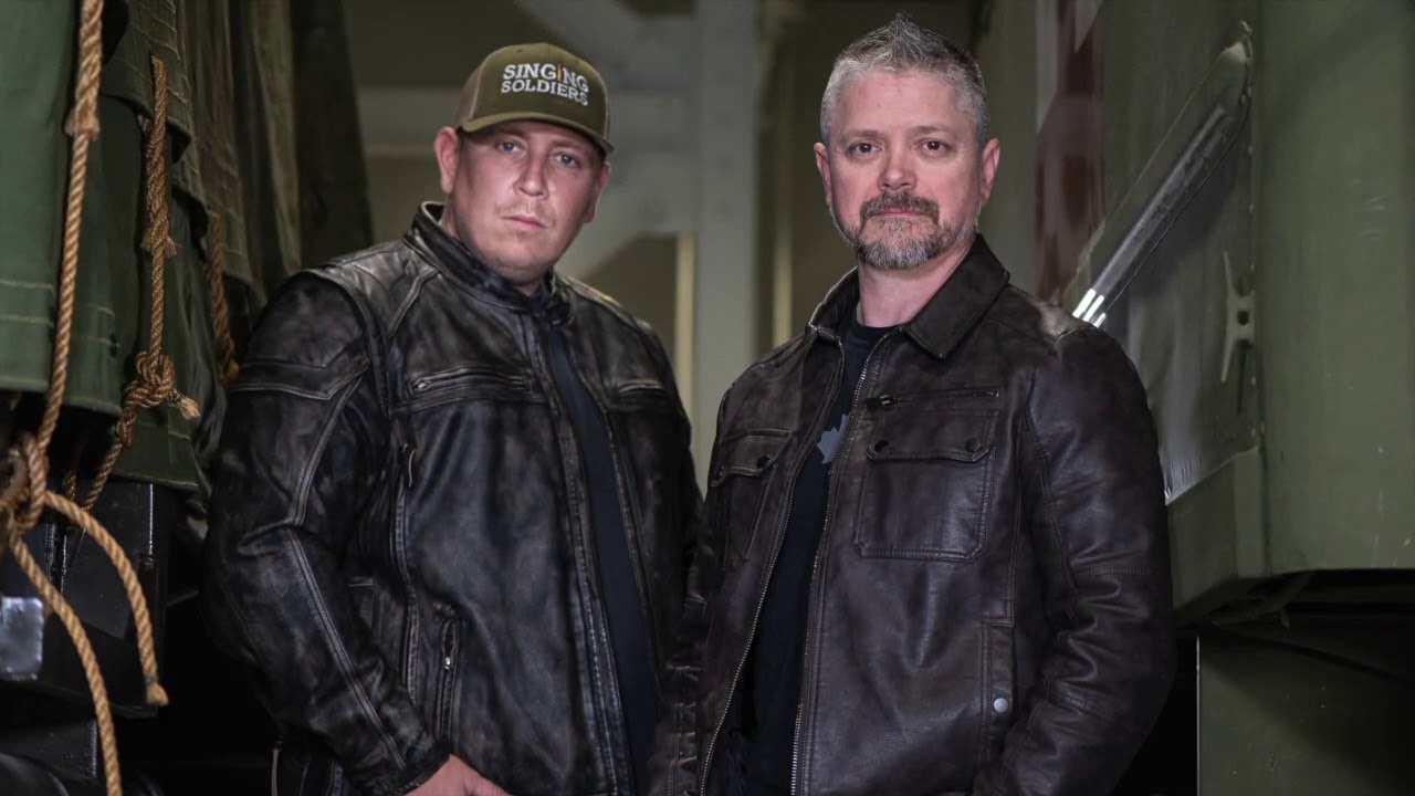 Singing Soldiers Frontline Soldiers - YouTube