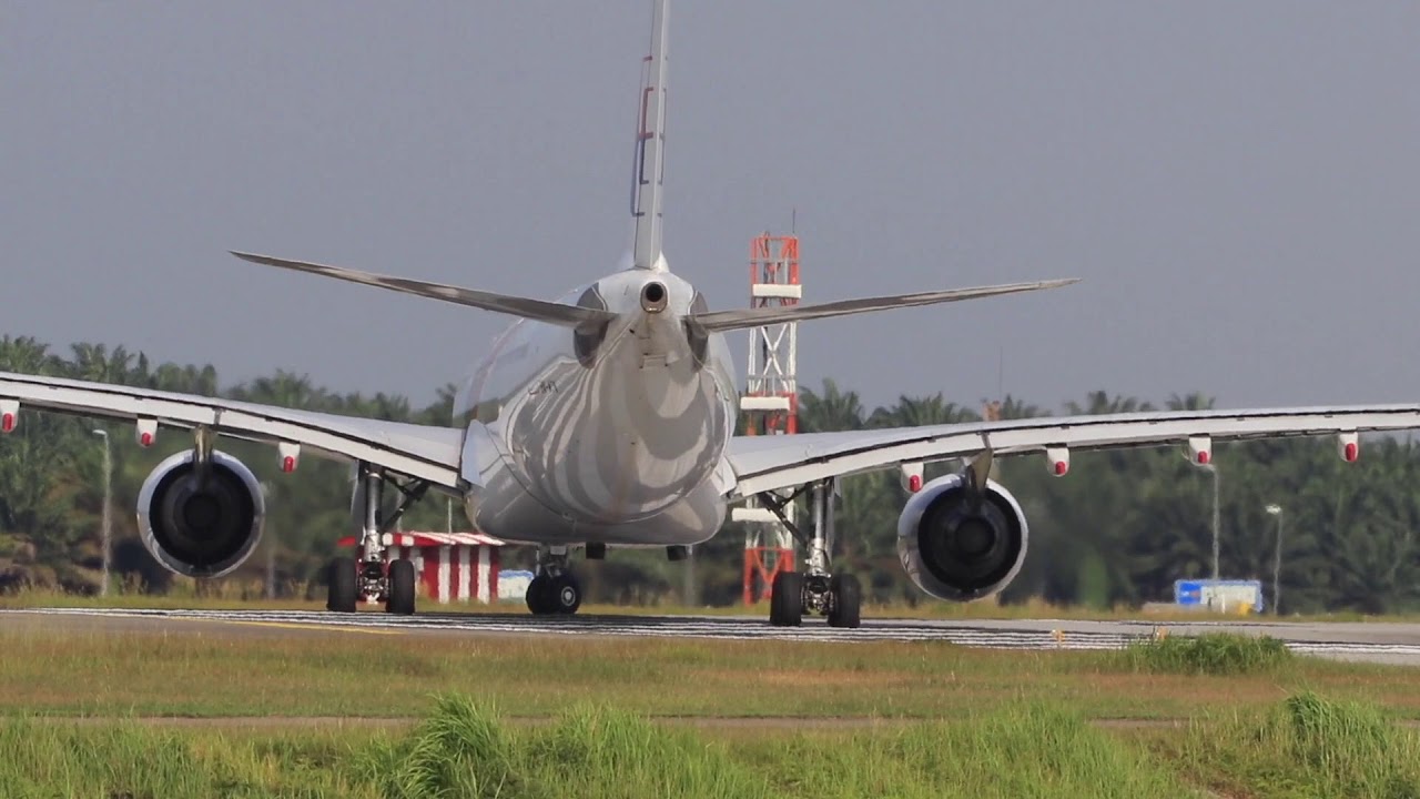 MALAYSIA AIRLINES - Flight MH129 KUL - MEL 20 FEB 2018 - YouTube