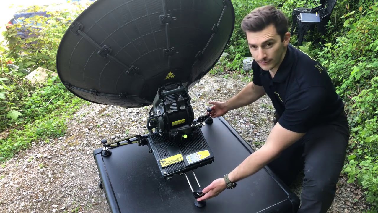 Antenne VSAT Inmarsat G2 HornetVideo EN Satavenue - YouTube