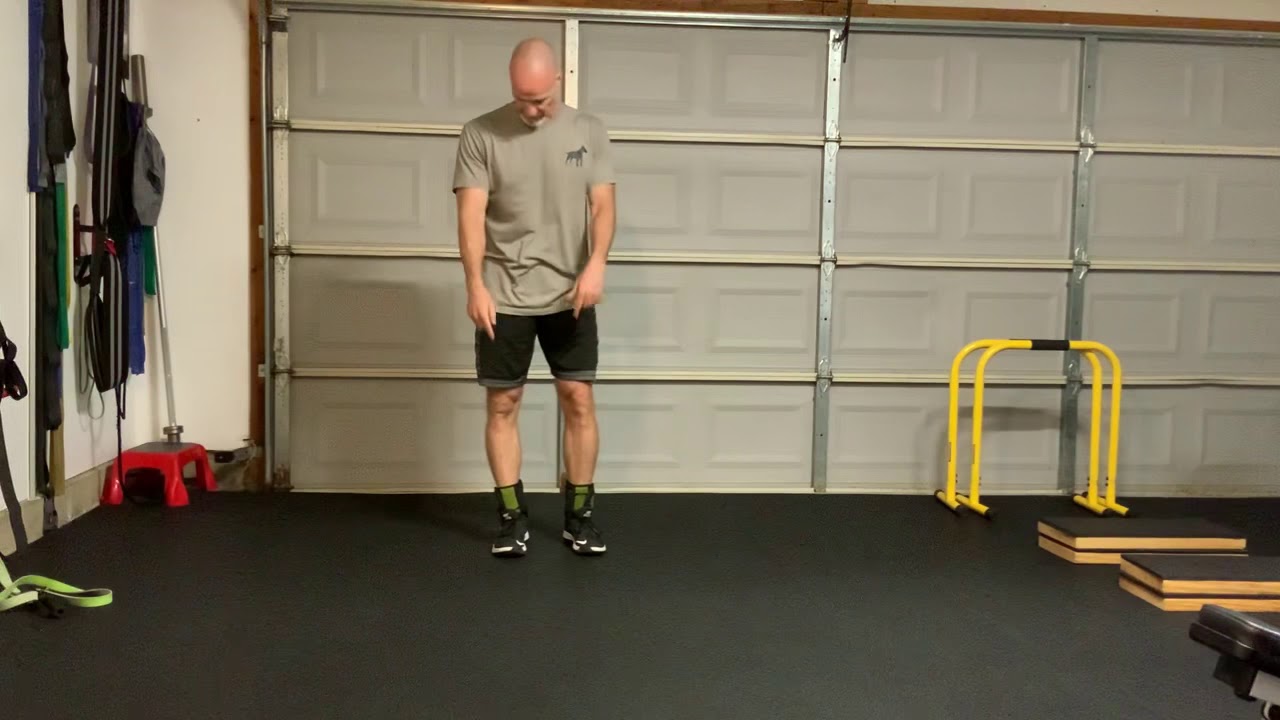 Ankle Weights Variation to Improve Stability and ROM of Hip - YouTube