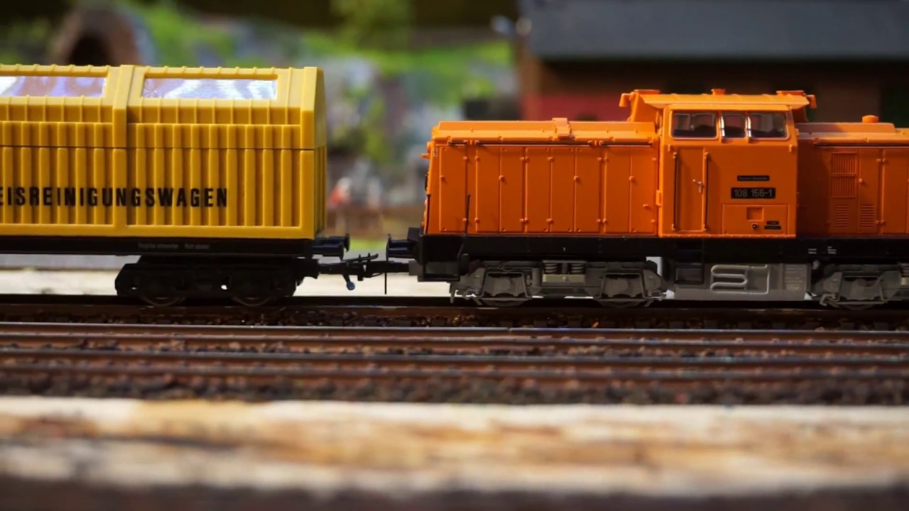 Modelleisenbahn Schienenschleifwagen + Schienenreinigungswagen Firma ...