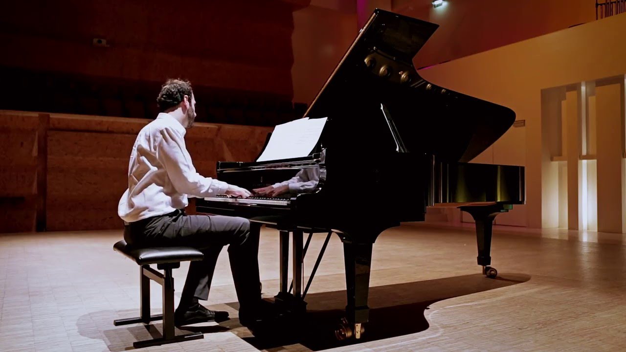 Raphael Fusco - 3. Labyrinth - Live in Amsterdam (2016) - YouTube