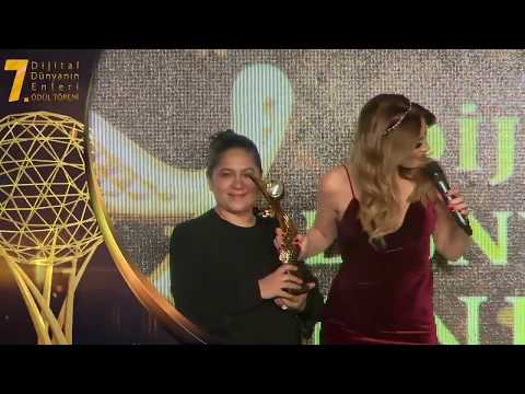 Petek Dinçöz & Shahyad - Yılın En İyi Yabancı Düet Projesi - 7. Dijital Dünyanın Enleri Ödül Töreni