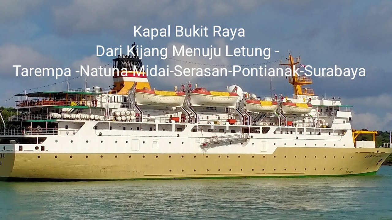 kapal bukit raya meninggalkan Pelabuhan Kijang, Sabtu 18 Februari 2023 ...