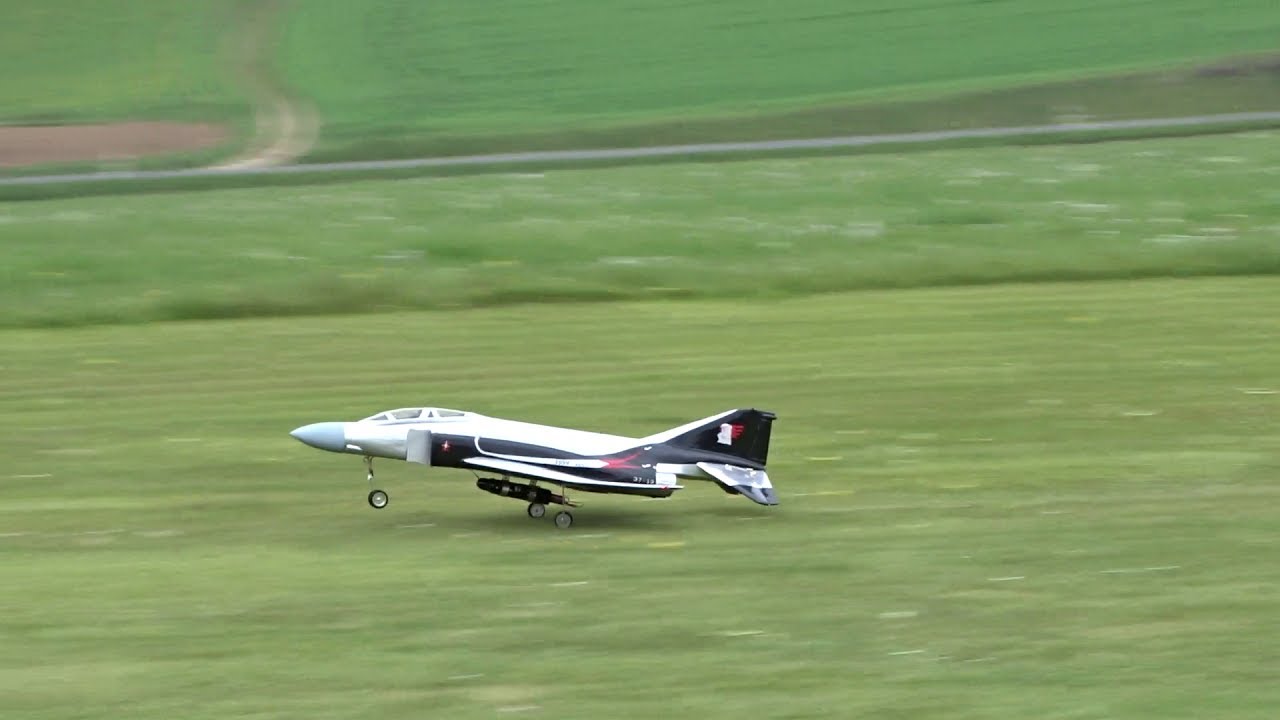 RC JEPE PHANTOM SCALE MODEL PLANE WITH SMOKE | Modellflugtag Achtel ...