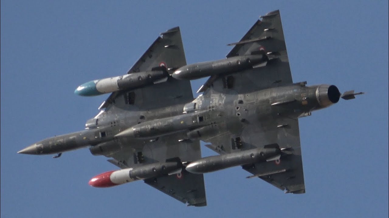 4Kᵁᴴᴰ Couteau Delta Tactical Display Mirage 2000D French Air Force ...