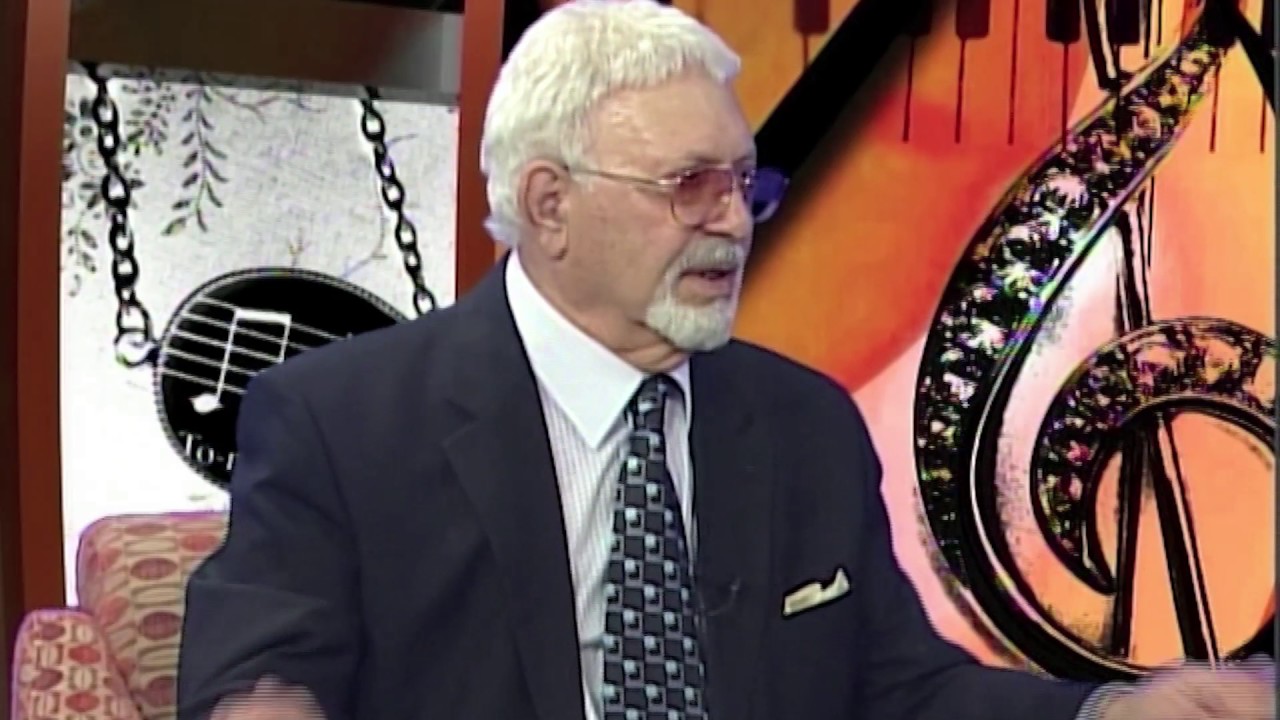 Ali Nazari in an interview with Homayoun Khosravi - YouTube