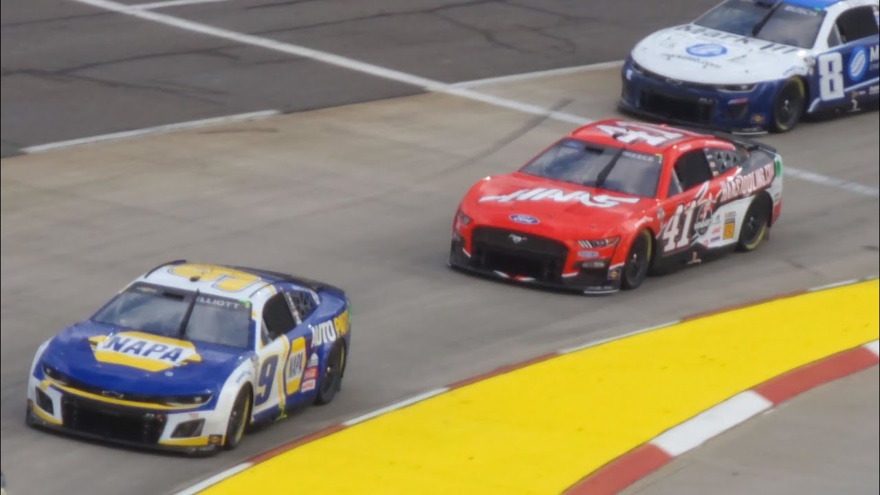 2023 NASCAR Cup Series: NOCO 400 Martinsville Speedway Start (From The ...