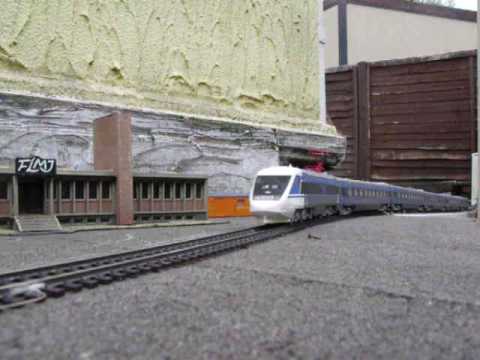 X2000 at speed - YouTube