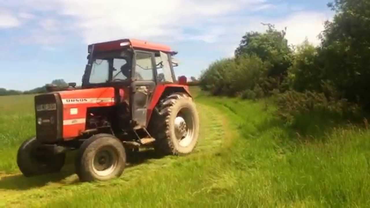 Mowing Silage With Ursus 475 - YouTube