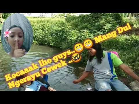 Gombalin Cewek Lagi Nyuci Pakaian
