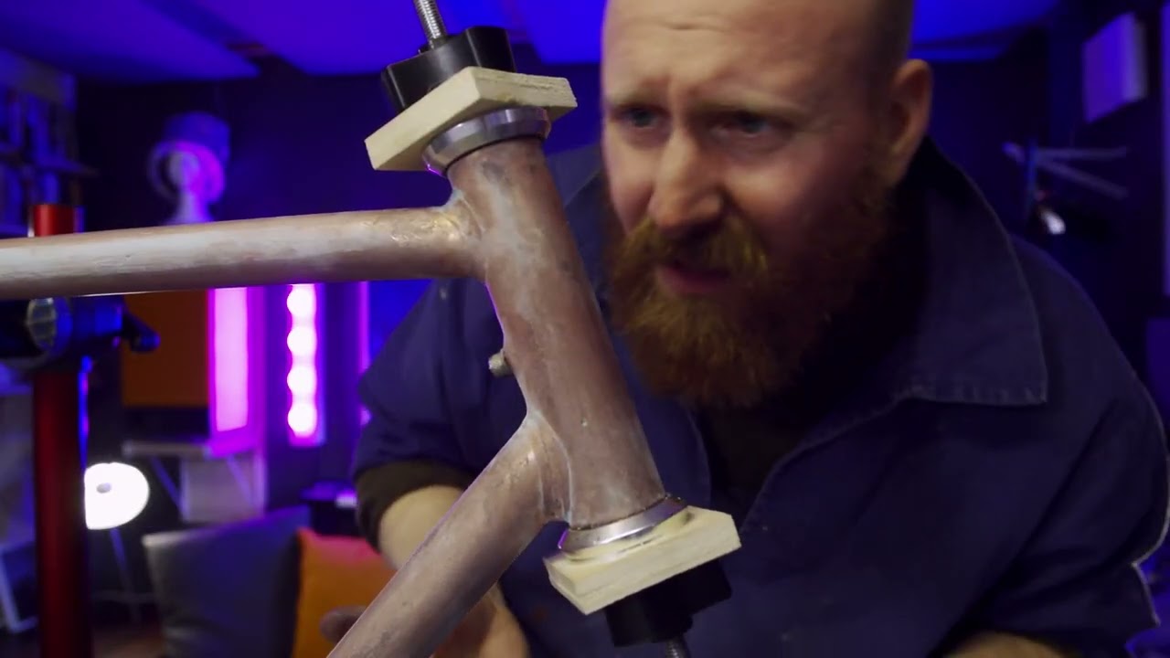 Copper coating a steel bike without electricity - Recycled bike build ...