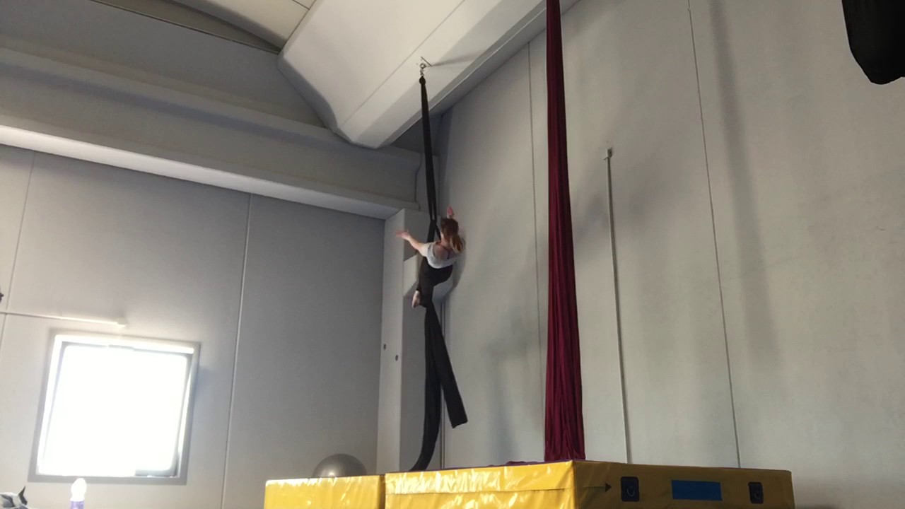 Tear drop routine -Carla - YouTube