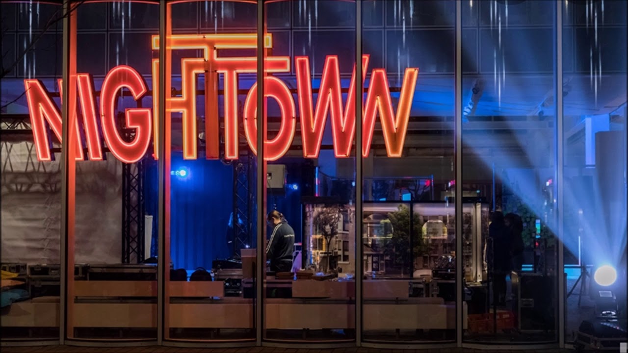 LIVE @ NIGHTTOWN ROTTERDAM 2000 - YouTube
