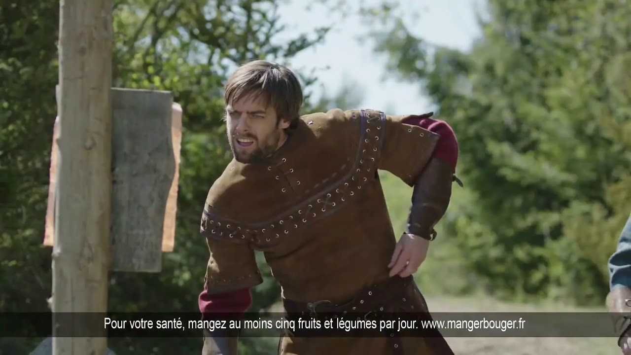 Pub KITKAT Ils ont loupé le bus - Pub KITKAT 2018 - YouTube