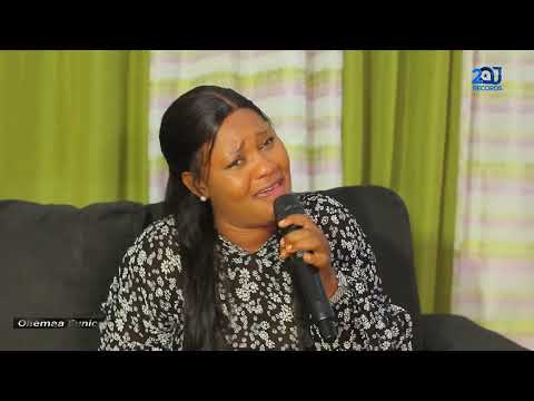 OHEMAA EUNICE SI NKETE IN DEEP WORSHIP