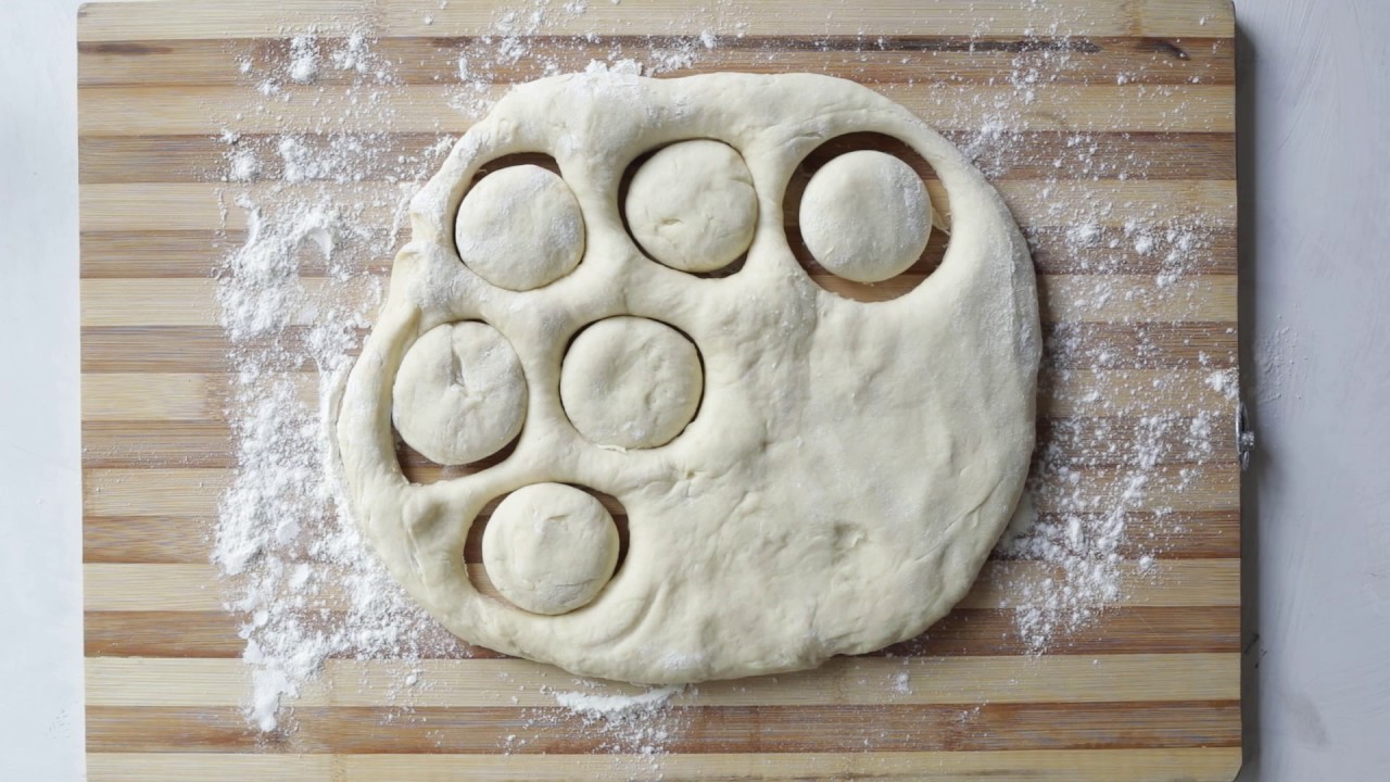Italian bombolini | Simply Delicious - YouTube