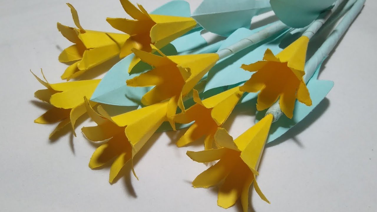 Amazing trumpet flowers from origami paper | Easy paper craft flowers ...