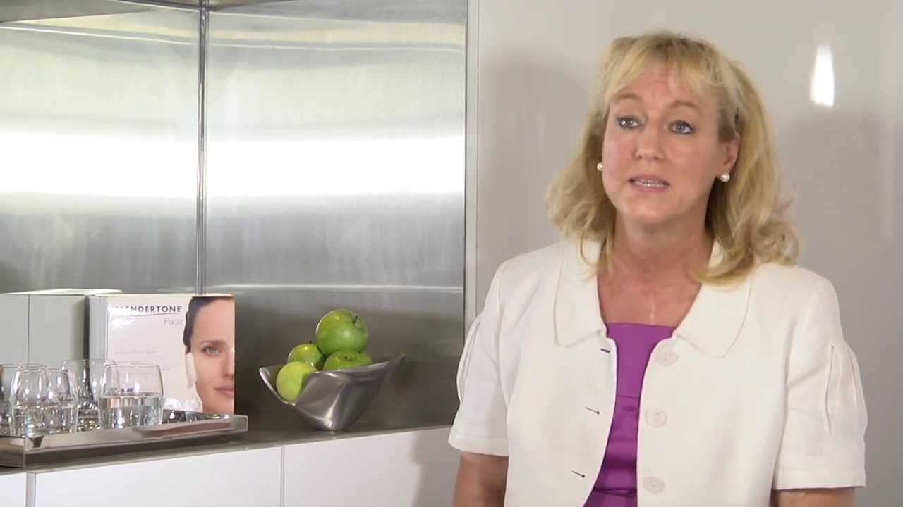 Juliette Reeves talks about supplements for healthy skin - YouTube