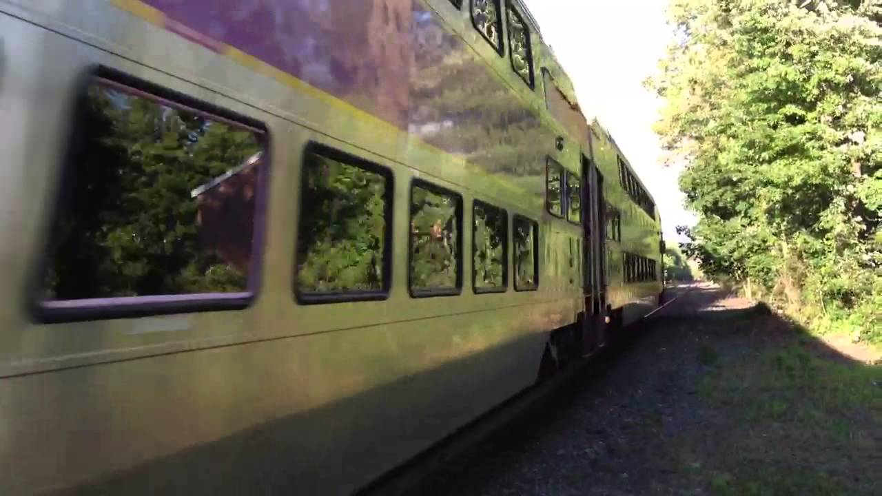 MBTA 1059 Crossing Cherry St. in Ashland, MA - YouTube