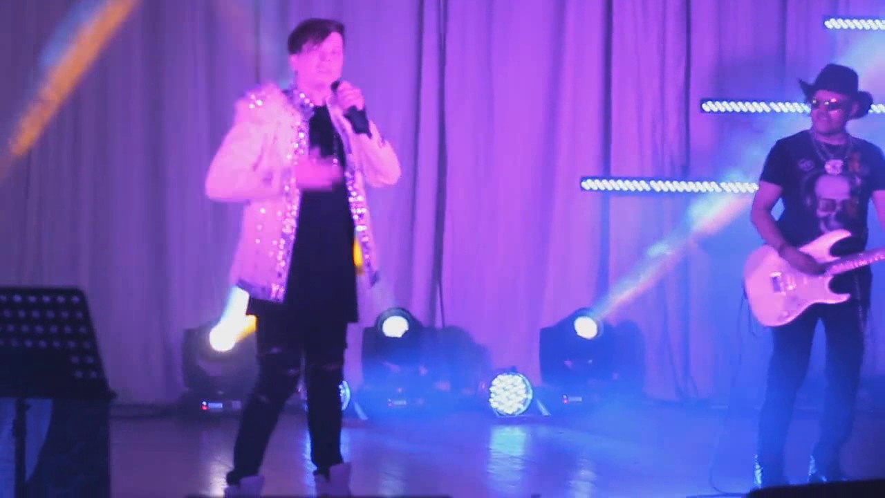 Elvin Grey кияуга - YouTube