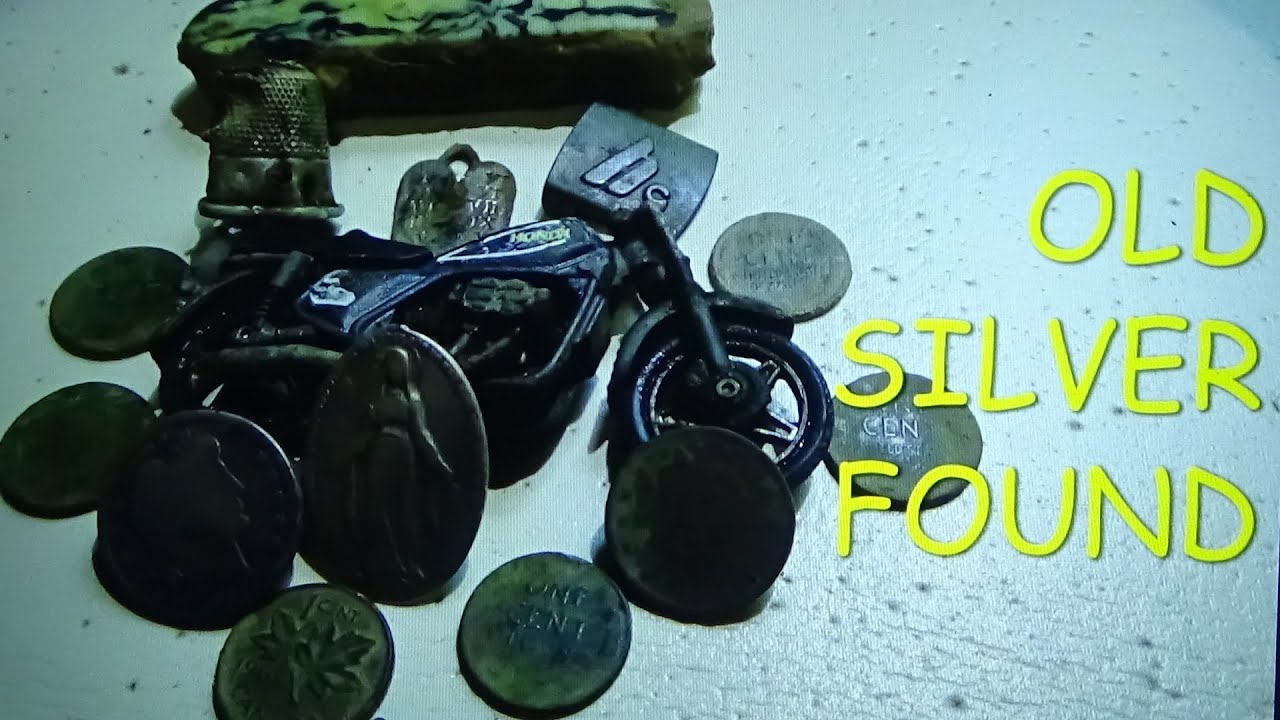 192 YEAR OLD SILVER RELIGIOUS RELIC FOUND. #cover4life - YouTube