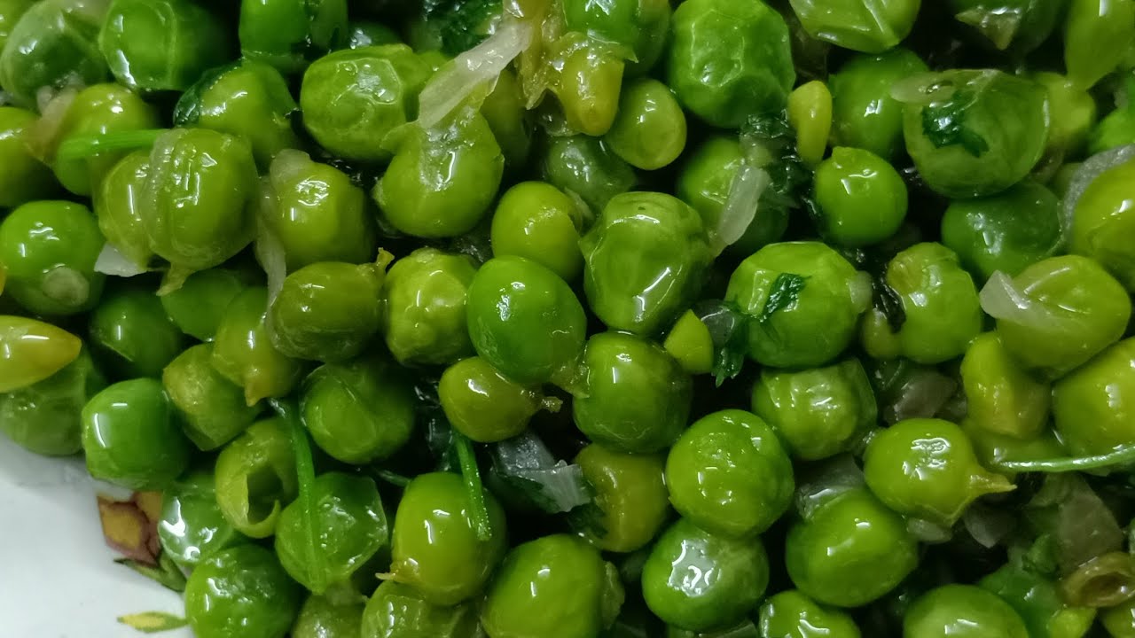 Matar ki Ghugni Konkani Recipe | HARE MATAR KI GHUGNI-GHUGRI | Green ...