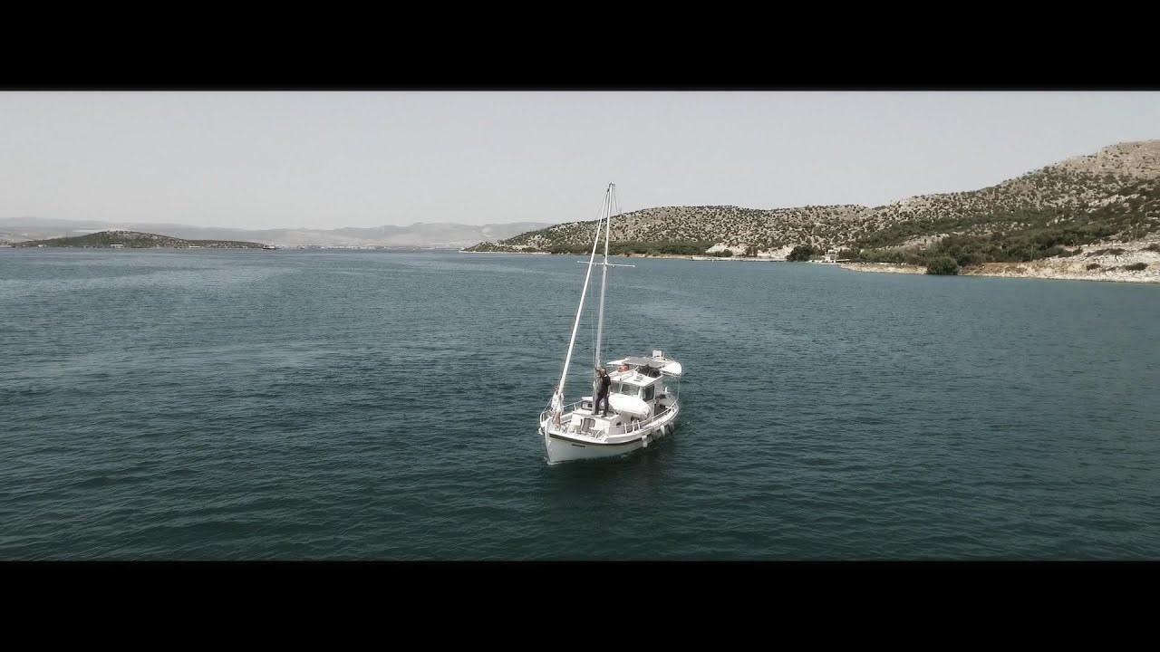 Εκείνος Κι Εκείνος ft. B.D. Foxmoor - Φέρε Μαζί Σου Αλλαξιές | Official ...