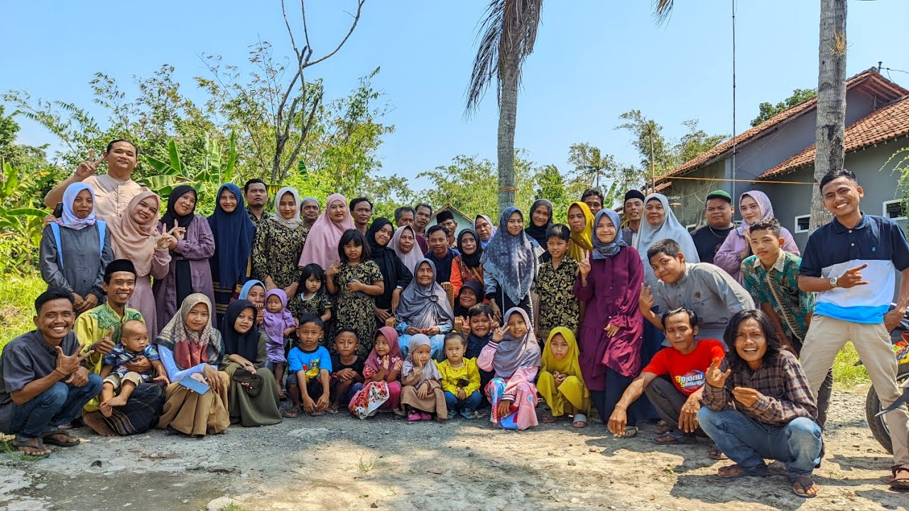 Halal Bi Halal Keluarga Besar Bani Suparno 2023 - YouTube