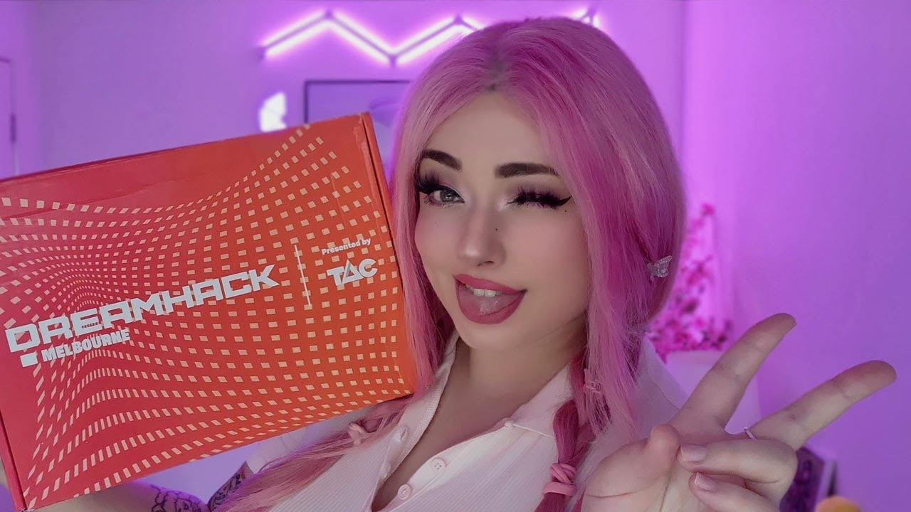 DreamHack Creator Box Unboxing 🥳🧡 - YouTube
