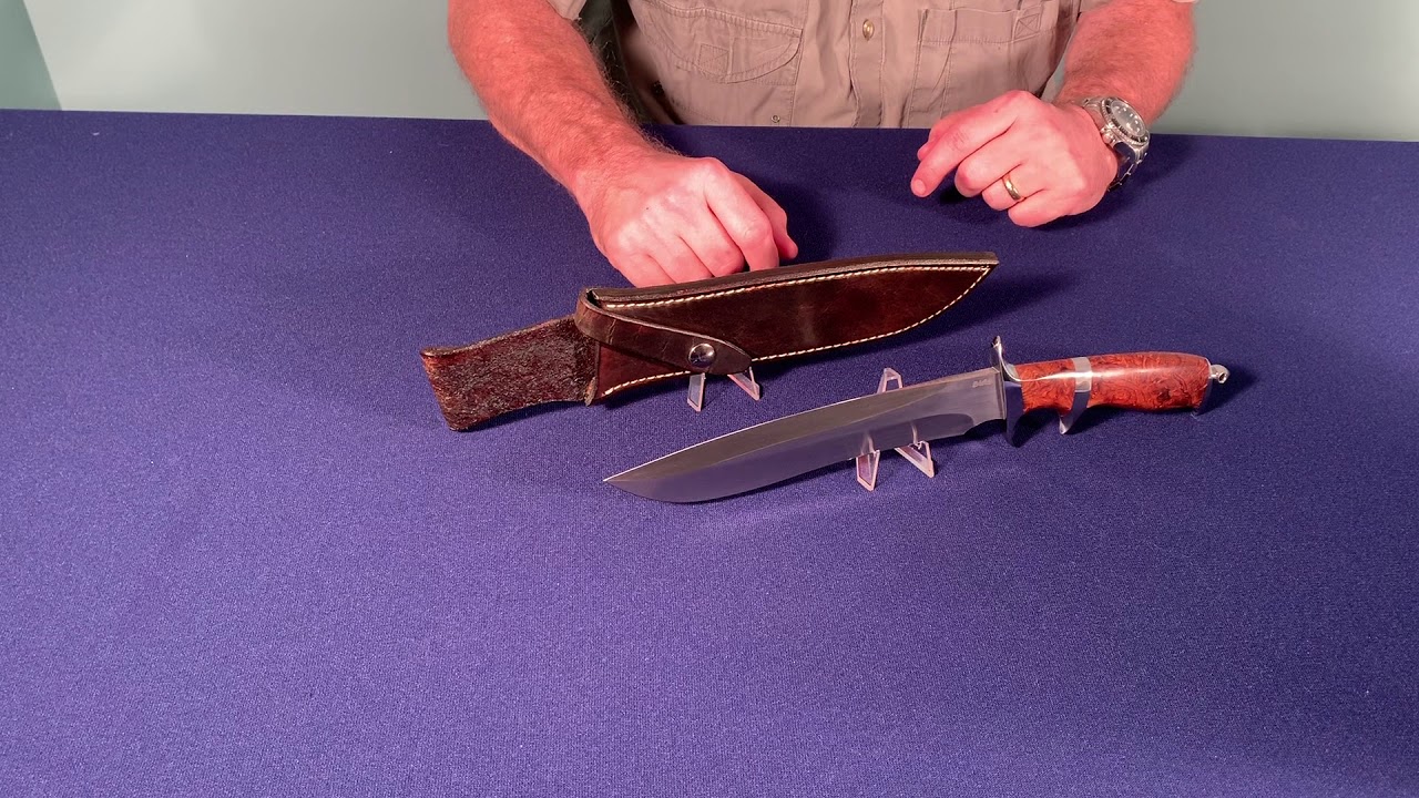 Jim Siska Sub-Hilt Fighter - Robertson's Custom Cutlery - YouTube