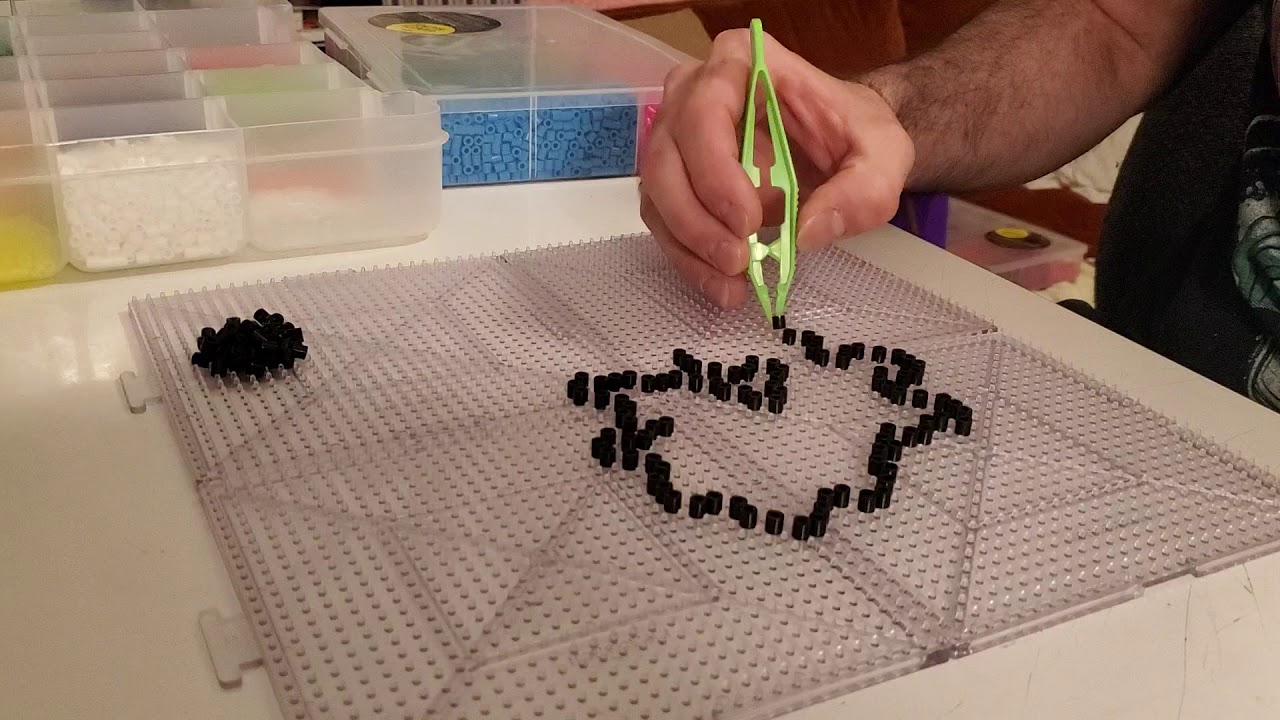 Mega Ampharos Perler - YouTube
