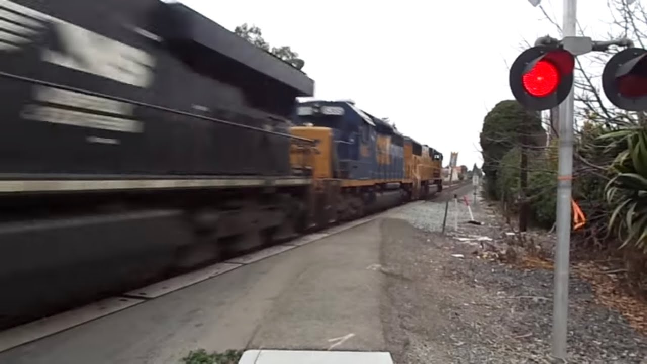 Union Pacific KMNOA double-stack train through Union City, CA with CSX ...