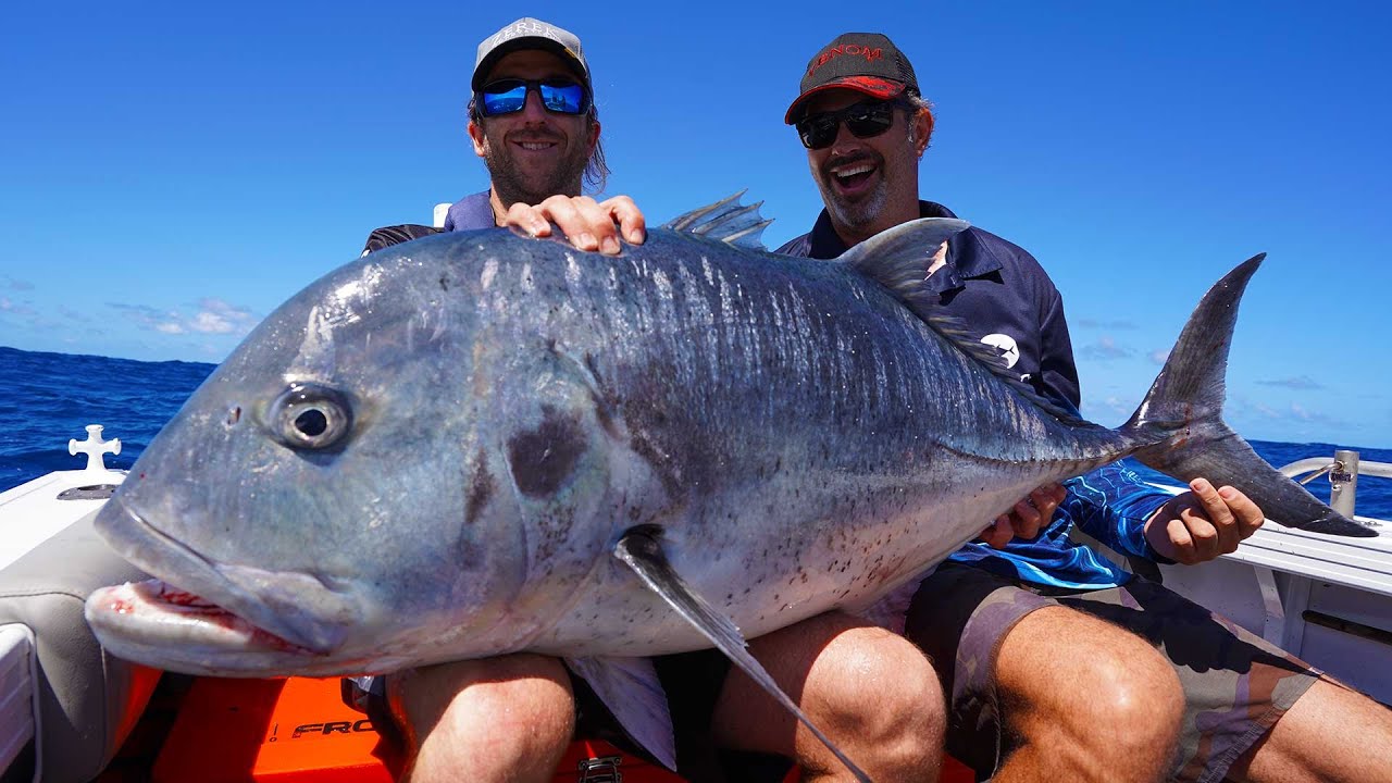 50kg (110lb) Giant Trevally at Kenn Reef - YouTube