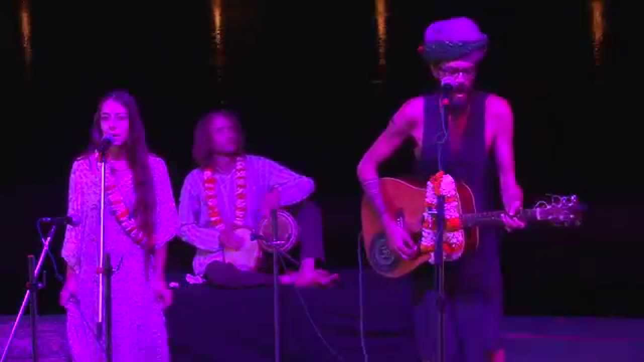 Papa Purusha & The Lazy Bastards LIVE @ Rajasthan Day, Pushkar March 30 ...