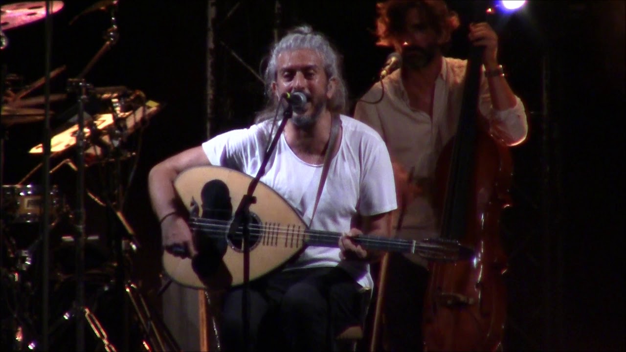 Γιάννης Χαρούλης - Βοσκαρουδάκι αμούστακο & Έλα μικιό μικιό μου ...