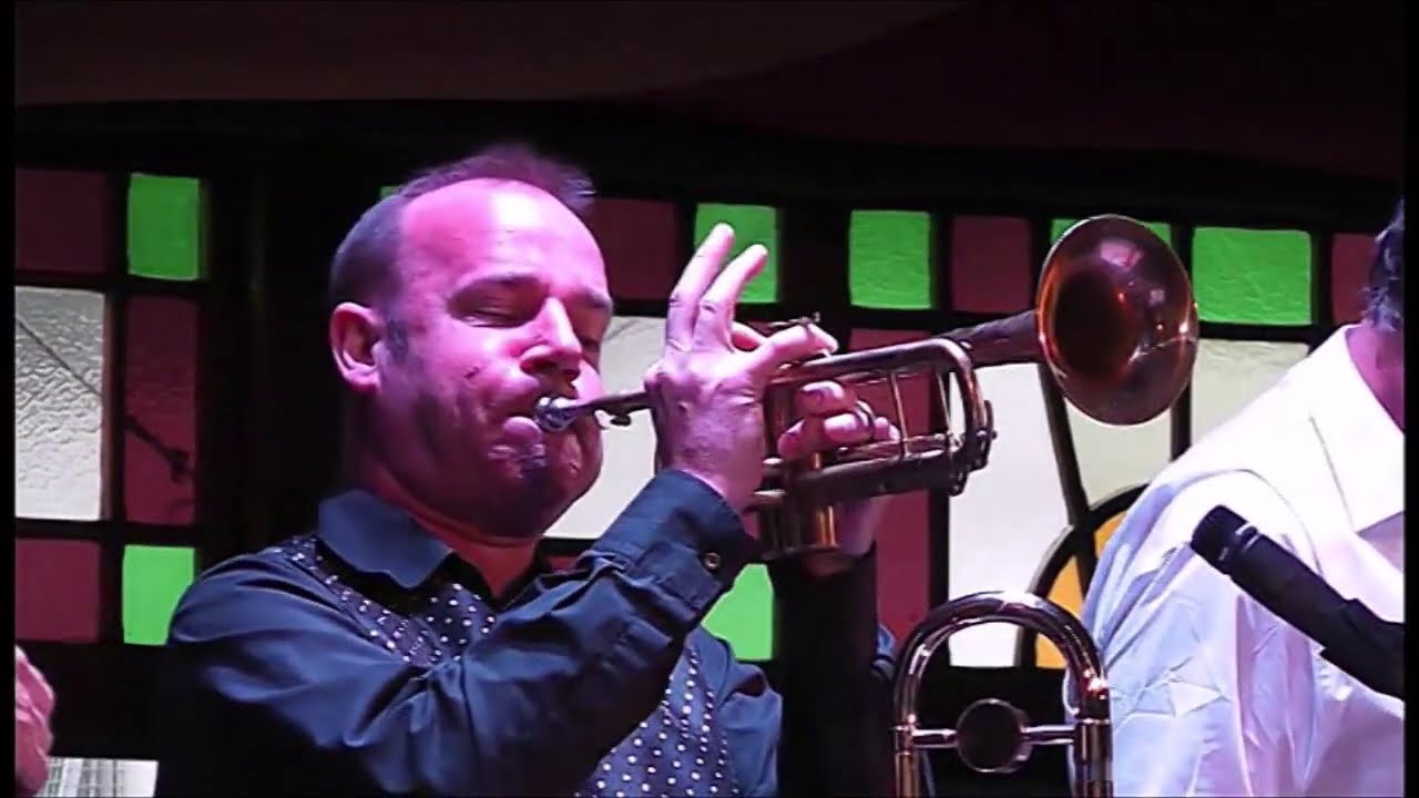 If You Were The Only Girl In The World - Performed by Hamish McGregor and his Jazzmen - YouTube