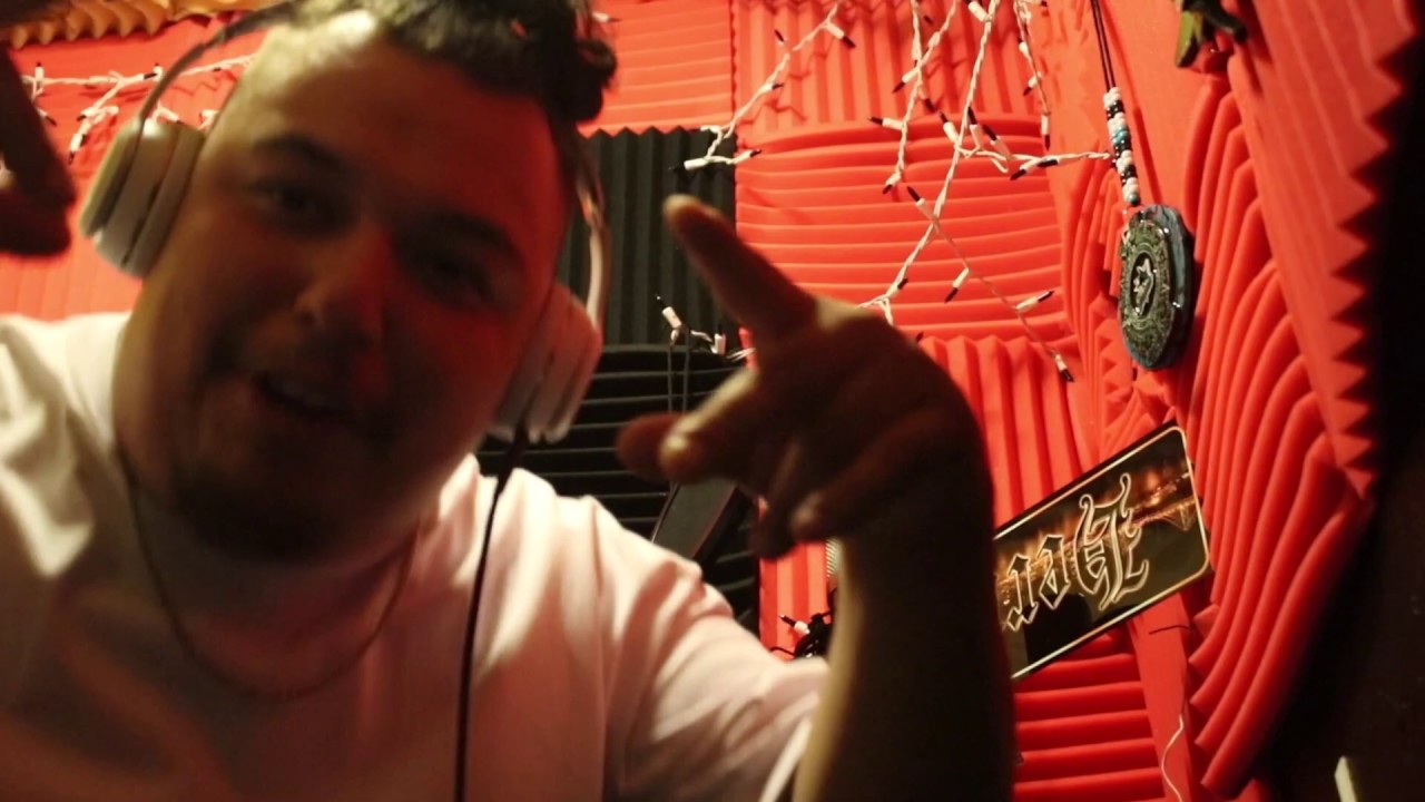 B-Dizz - B-Dizzle (Official Music Video) - YouTube