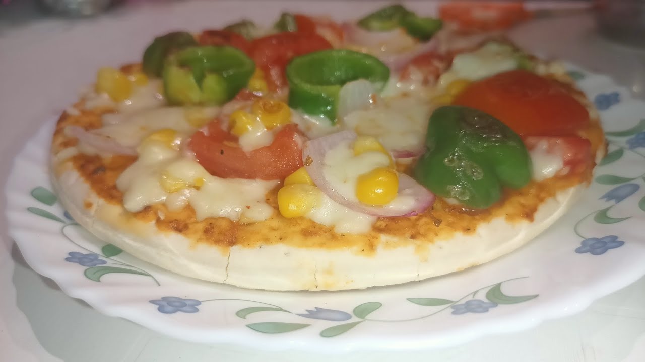 how to make pizza with pizza base | at home | Cook with Manisha - YouTube
