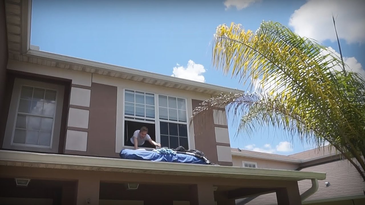BED ON THE ROOF PRANK! - YouTube